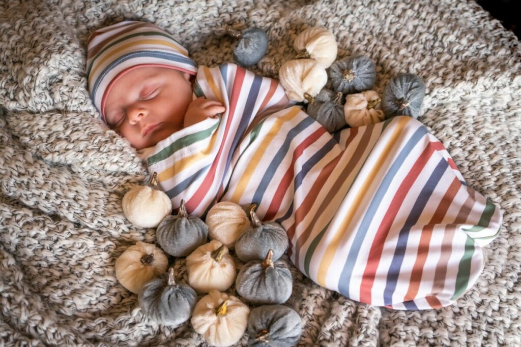 Comment reconnaître un bébé trisomique ? Signes et diagnostic